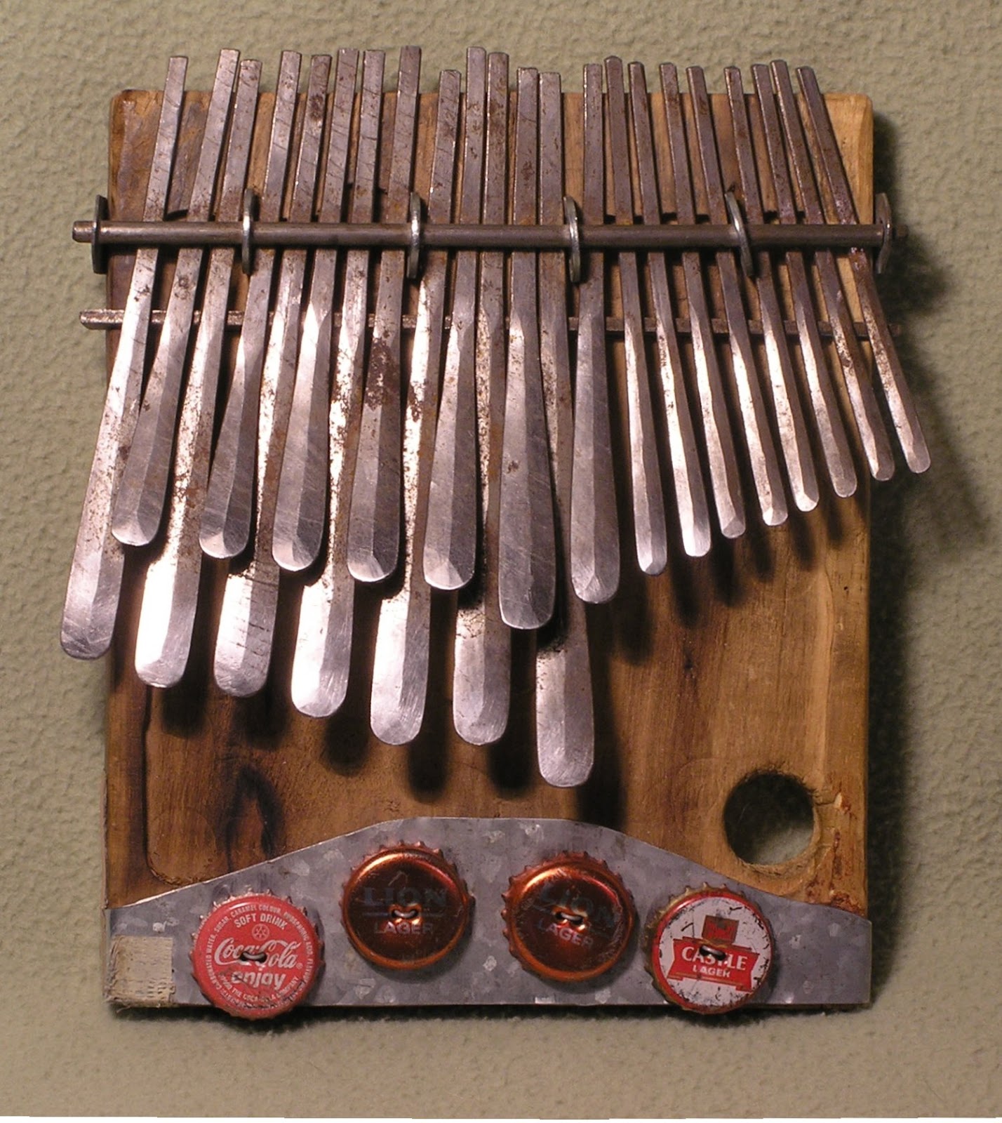What Is a Kalimba? All You Need to Know About the Thumb Piano - Best ...