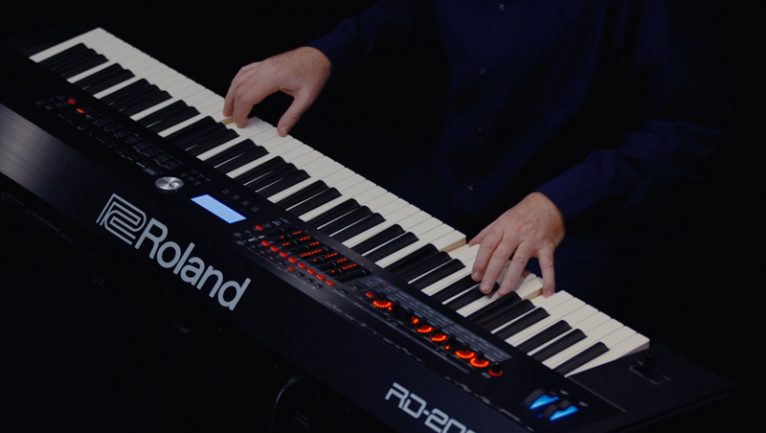 Roland RD 2000 Review - Best Piano Keyboards