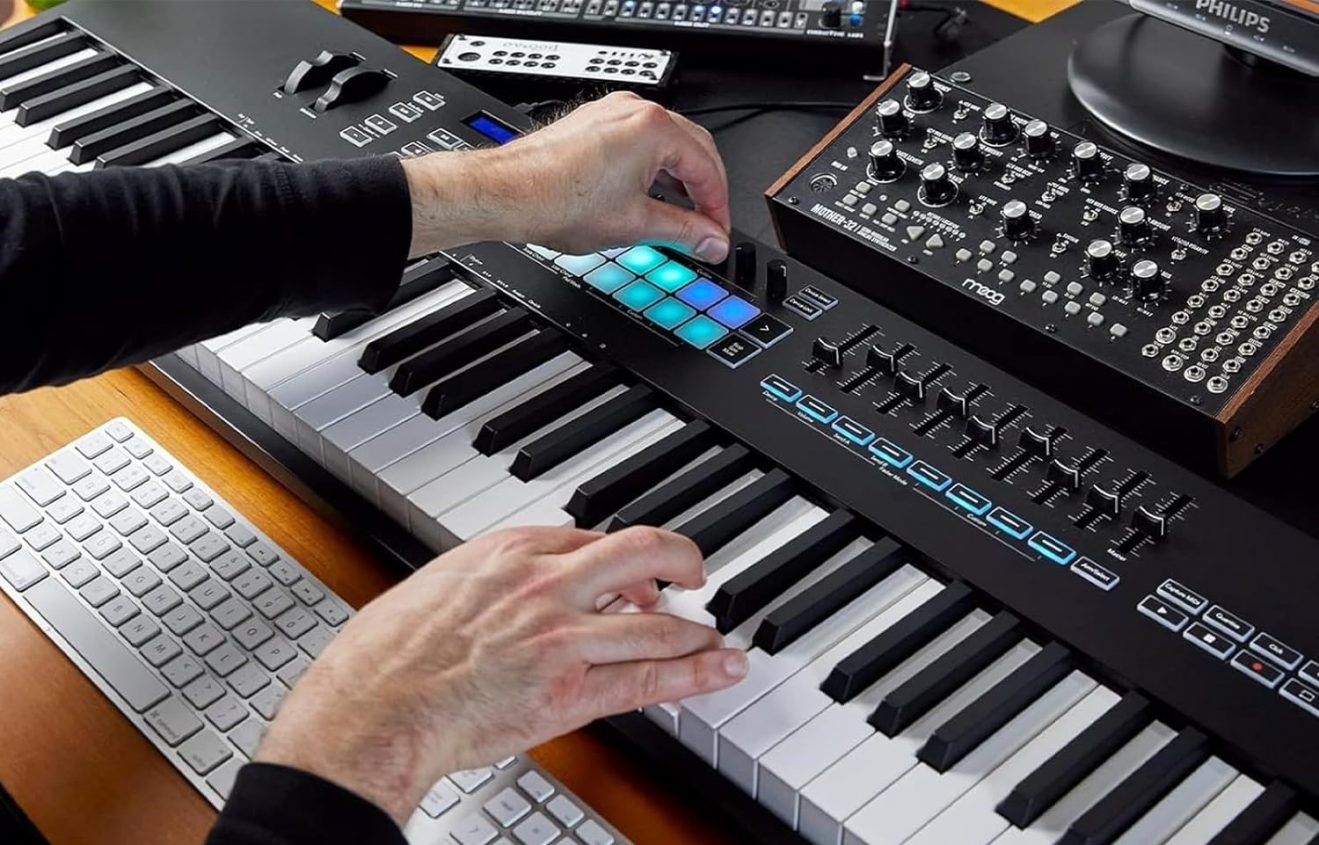 Novation Launchkey 88 Review - Best Piano Keyboards